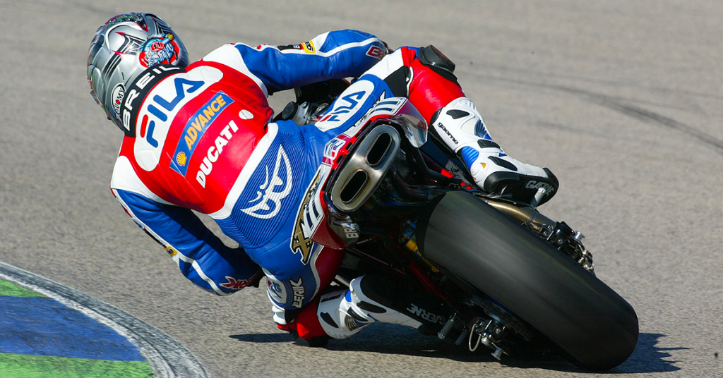 COLOR PALETTE: L'ARANCIONE - Fondazione FILA Museum